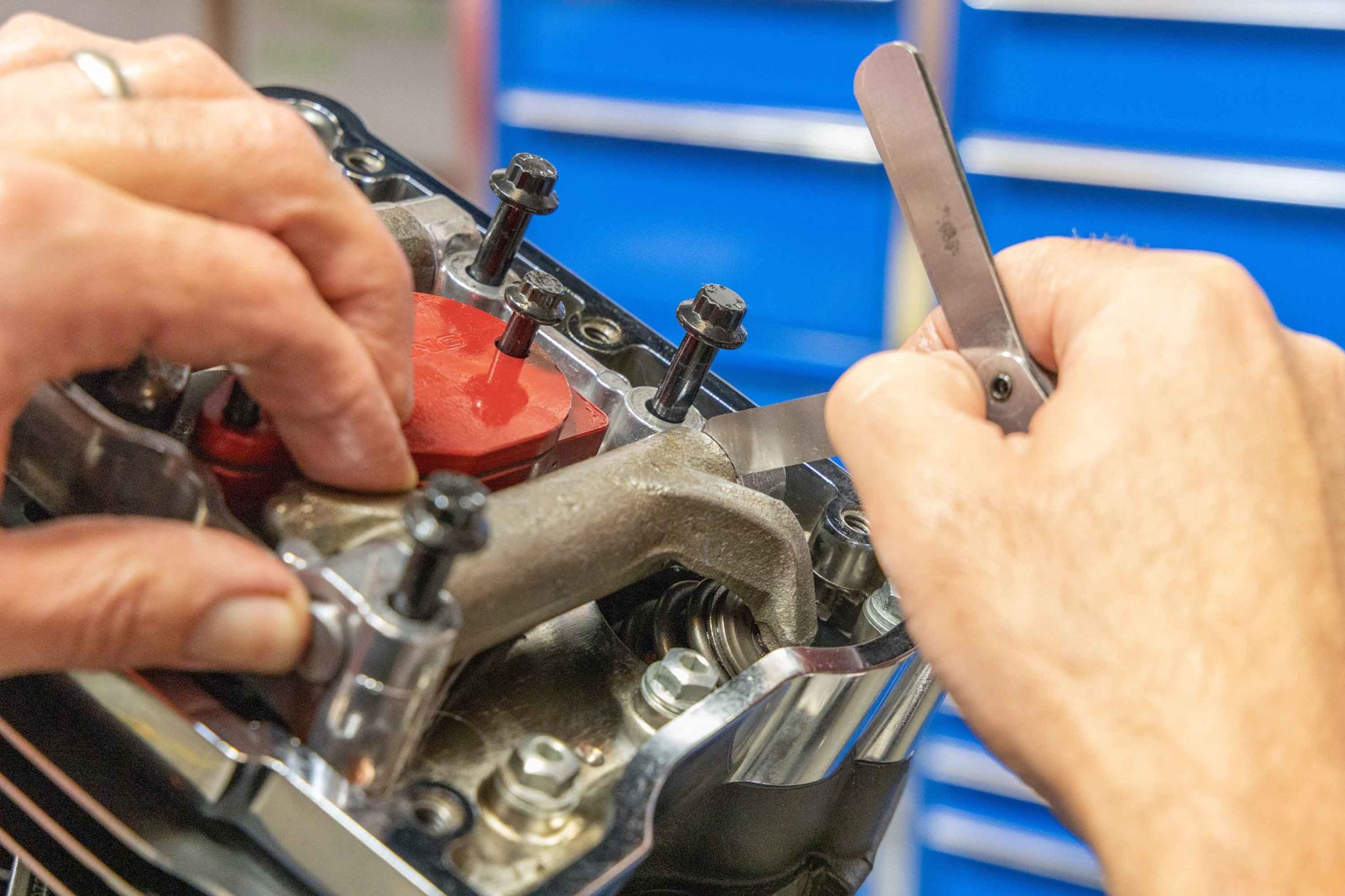 Feuling's Twin Cam Rocker Shafts Installed | Hot Bike Magazine