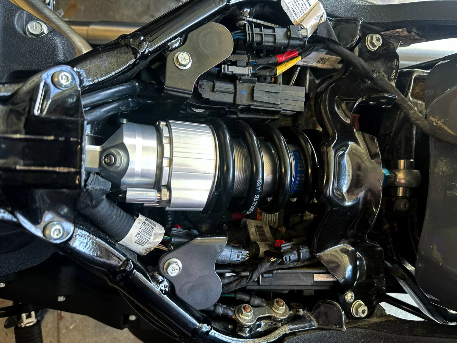 Beefing Up Your Harley-Davidson Lowrider ST Suspension | Hot Bike Magazine