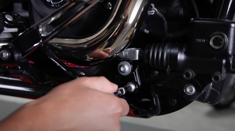 Thrashin’ Supply's Adjustable Brake Setup for M8 Softail | Hot Bike ...