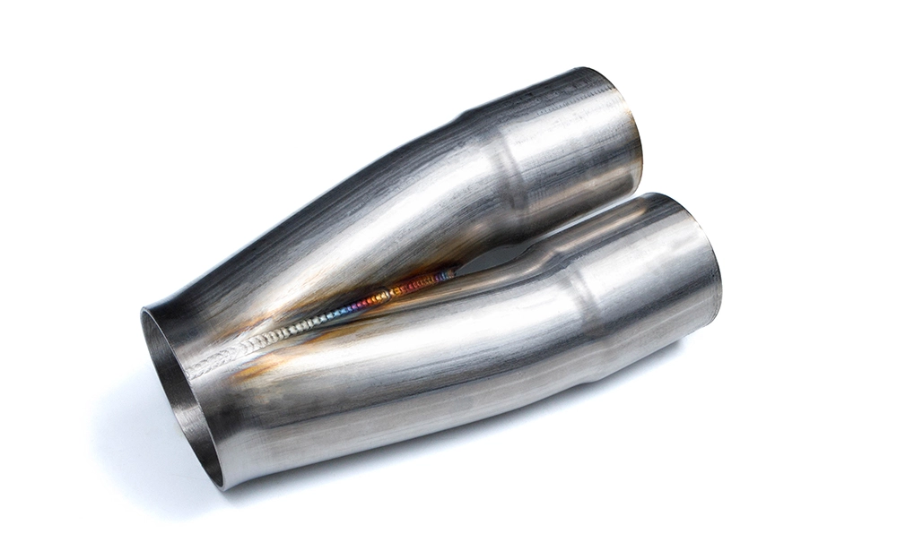 Feuling's Anti-Reversion 2-Into-1 Exhaust Delivers Show Polish ...