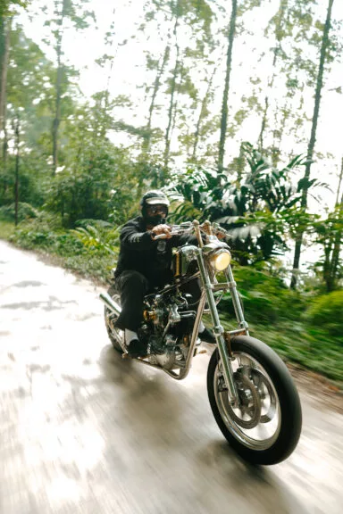 Mika Motorcycles’ Hot Rod Harley-Davidson Knuckle Chopper | Hot Bike ...