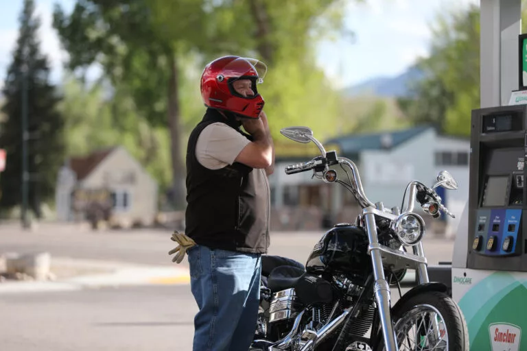 Biltwell Lane Splitter Helmet Review – Retro Style Meets Modern ...